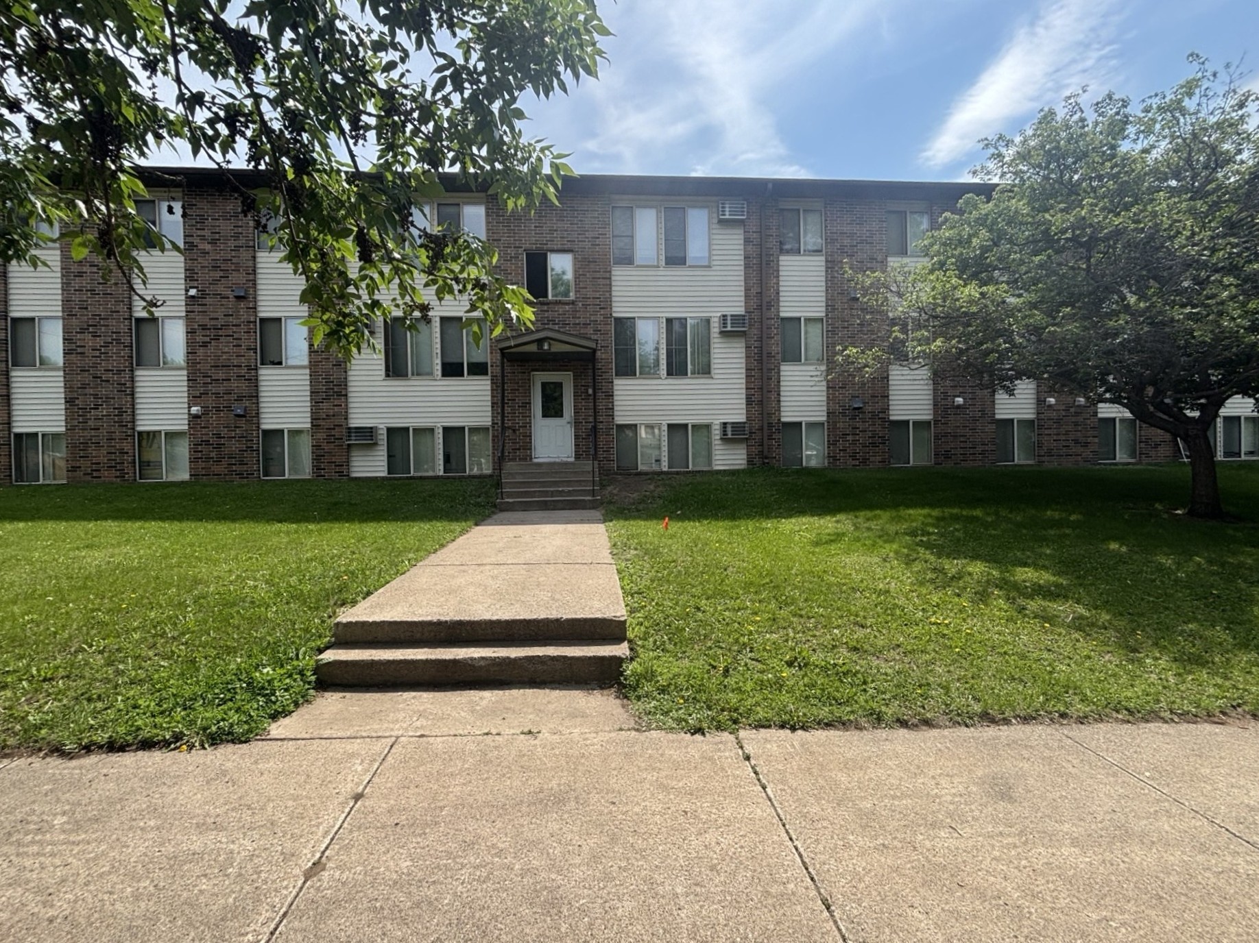 Corner Apartments - AB Properties